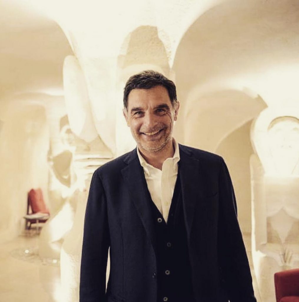 Tiberio Timperi biografia: età, altezza, peso, figli, moglie e vita ...