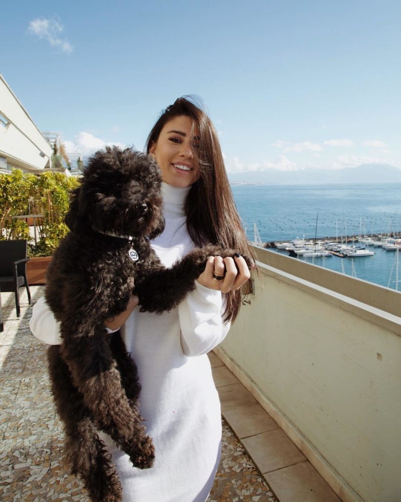 Angela Nasti biografia: età, altezza, peso, chi è, figli, marito e vita ...