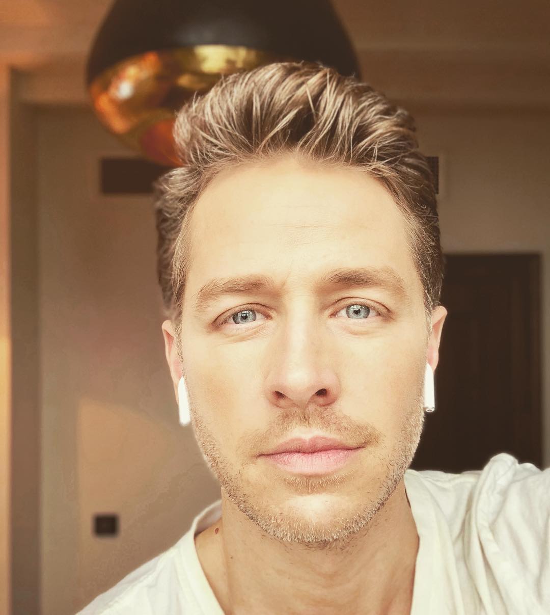 Josh Dallas biografia: età, altezza, peso, figli, moglie e vita privata ...