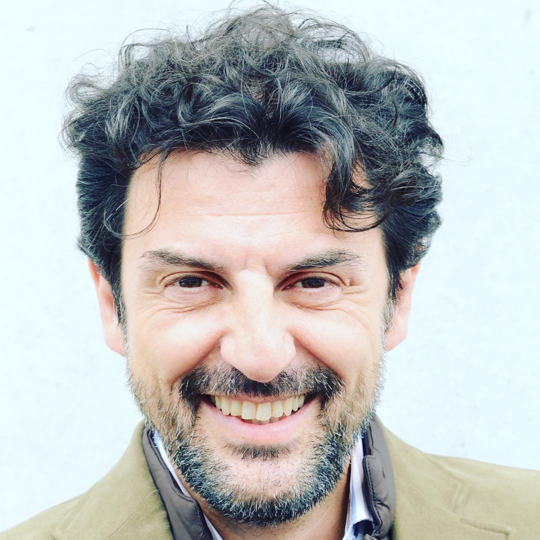 Enrico Ianniello biografia: età, altezza, peso, figli, moglie e vita ...