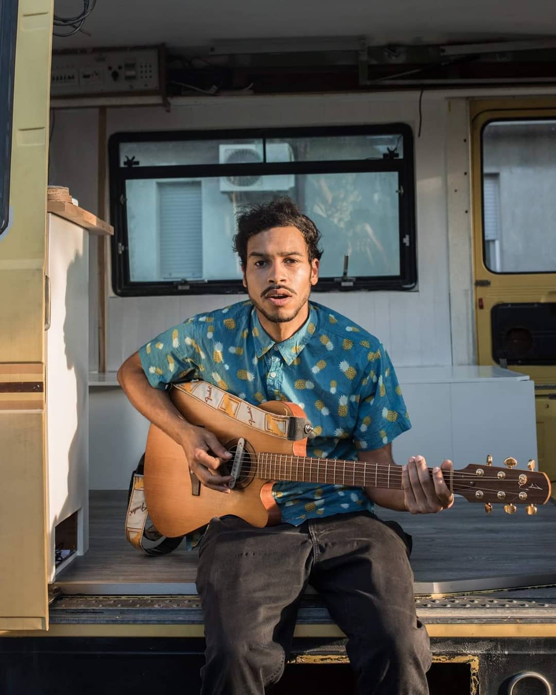 Fadi biografia: chi è, età, altezza, peso, figli, moglie, Instagram e ...