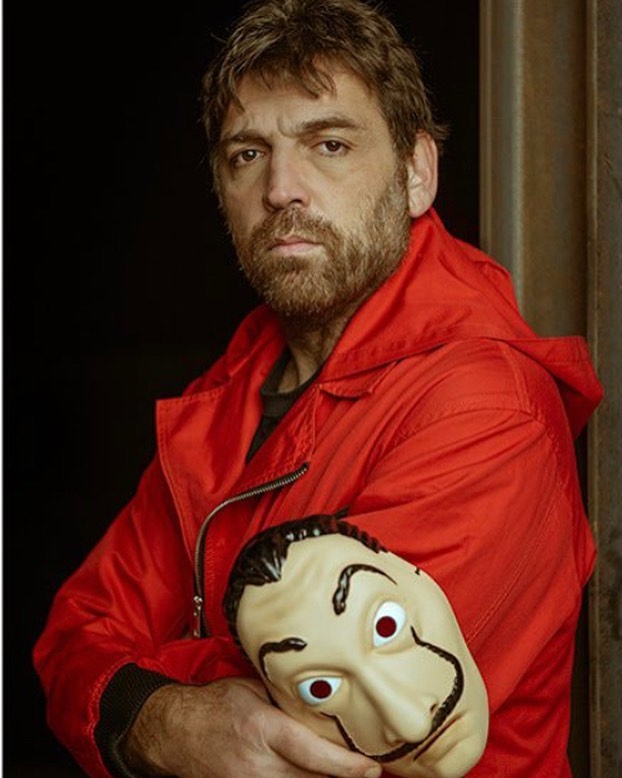 Hovik Keuchkerian biografia: chi è, età, altezza, peso, figli, moglie ...