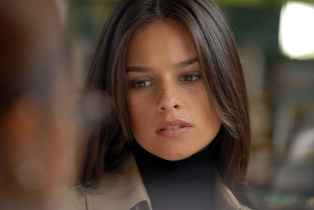 Katy Louise Saunders biografia: chi è, età, altezza, peso, figli ...