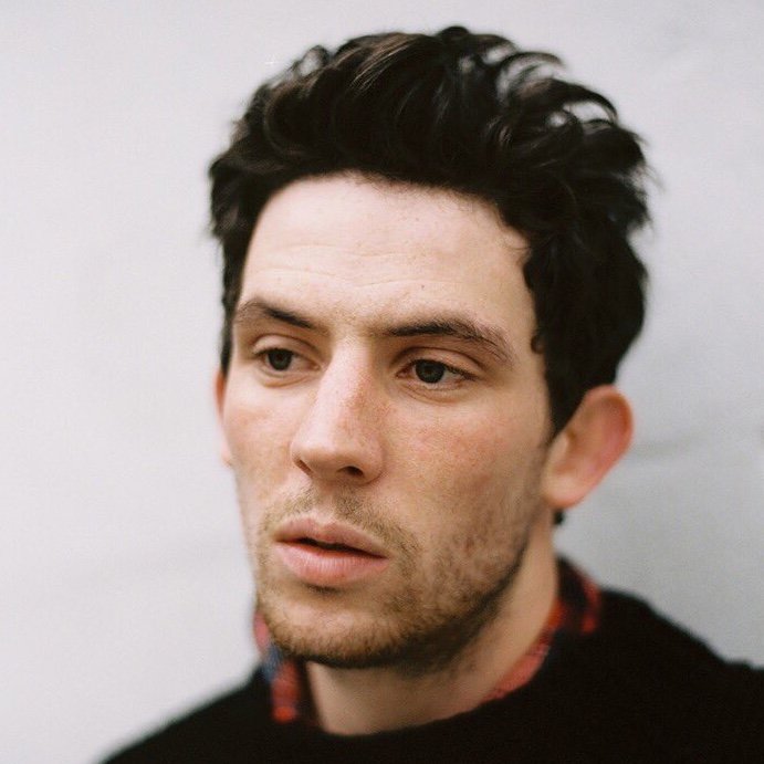 Josh O'Connor biografia: chi è, età, altezza, peso, fidanzata ...