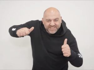 Leo Ferrucci biografia: chi è, età, altezza, peso, figli, moglie ...