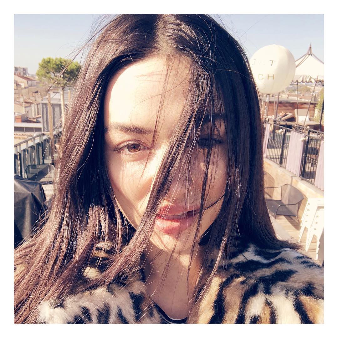 Crystal Reed biografia: chi è, età, altezza, peso, figli, marito ...