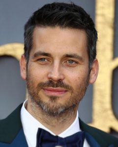 Robert James-Collier biografia: chi è, età, altezza, peso, figli ...
