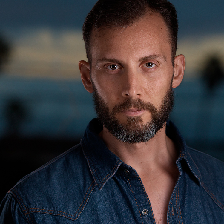 Andrea Iaia biografia: chi è, età, altezza, peso, figli, moglie ...