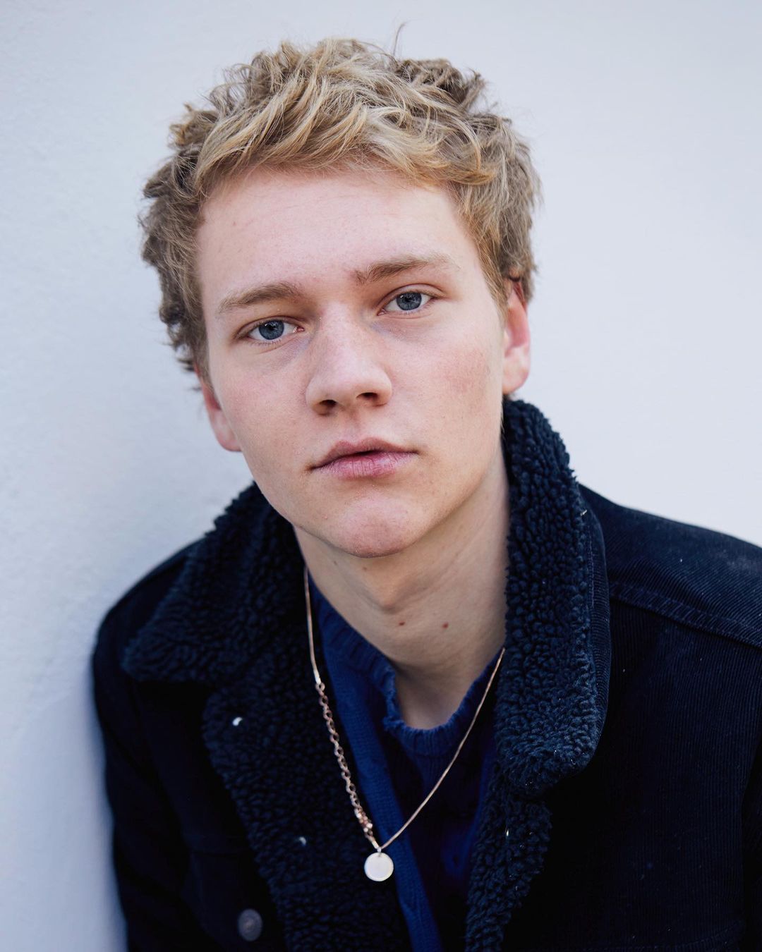 Bruno Alexander biografia: chi è, età, altezza, peso, fidanzata ...