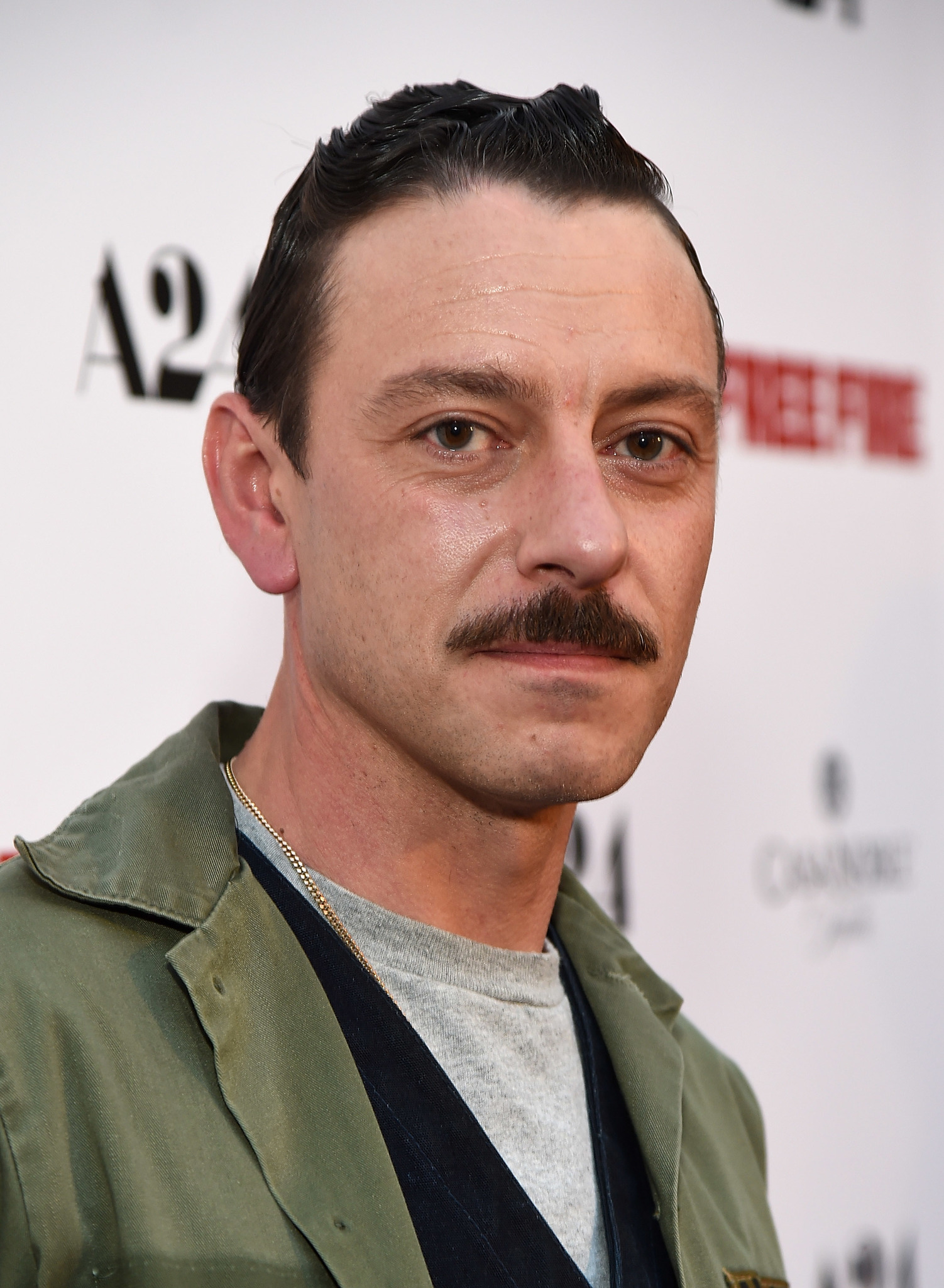 Enzo Cilenti biografia: chi è, età, altezza, peso, figli, moglie ...