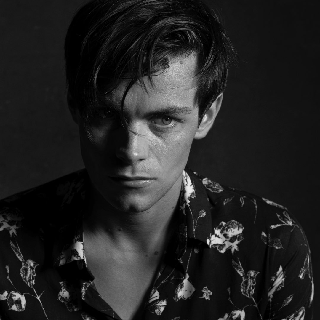 Freddy Carter biografia: chi è, età, altezza, peso, fidanzata ...