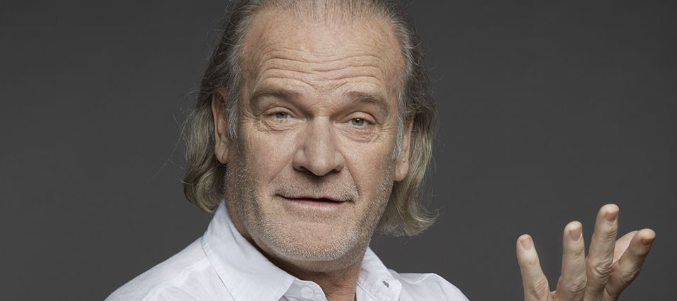 Lluís Homar biografia: chi è, età, altezza, peso, figli, moglie ...