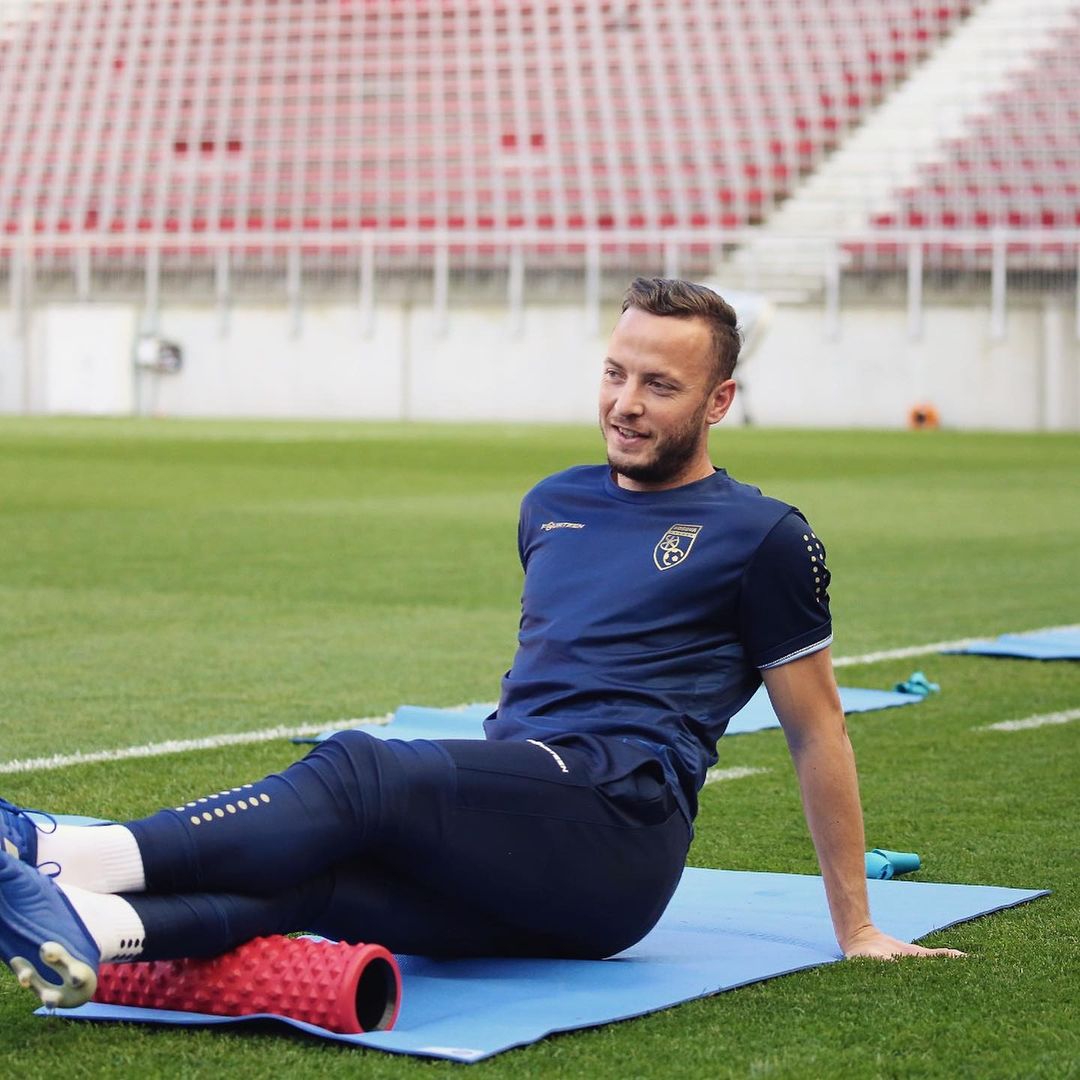 Amir Rrahmani biografia: chi è, età, altezza, peso, tatuaggi, figli ...