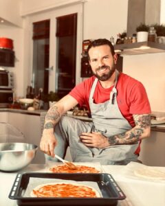 Gerry Grassi biografia: chi è, età, altezza, peso, tatuaggi, figli ...