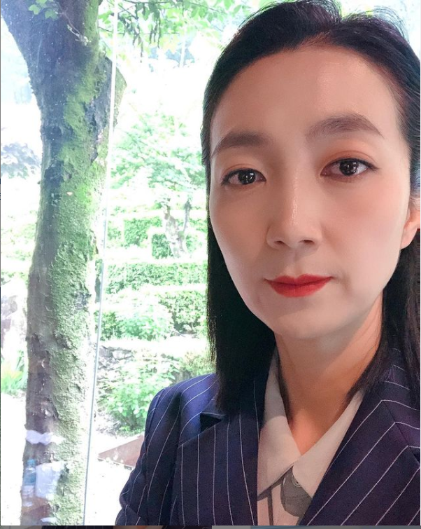 Kim Joo-ryeong biografia: chi è, età, altezza, peso, figli, marito ...