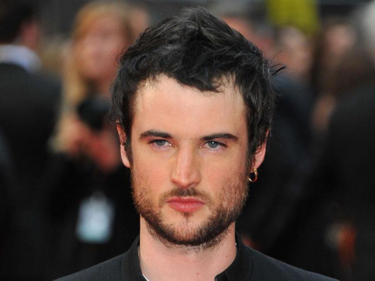 Tom Sturridge biografia: chi è, età, altezza, peso, figli, moglie ...