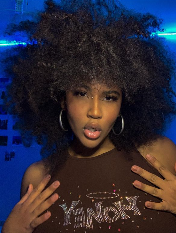 Aisha Maryam biografia: chi è, età, altezza, peso, tatuaggi, fidanzato ...