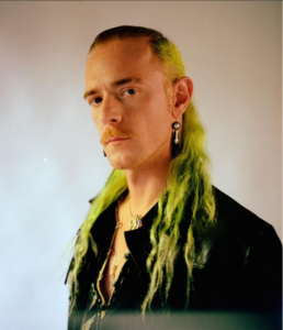 Mace (Simone Benussi) biografia: chi è, età, altezza, peso, figli ...