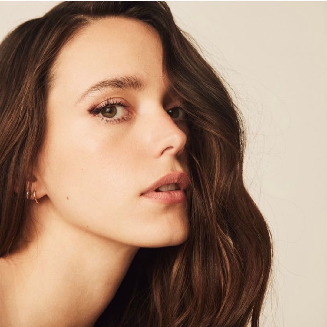 Stacy Martin biografia: chi è, età, altezza, peso, figli, marito ...