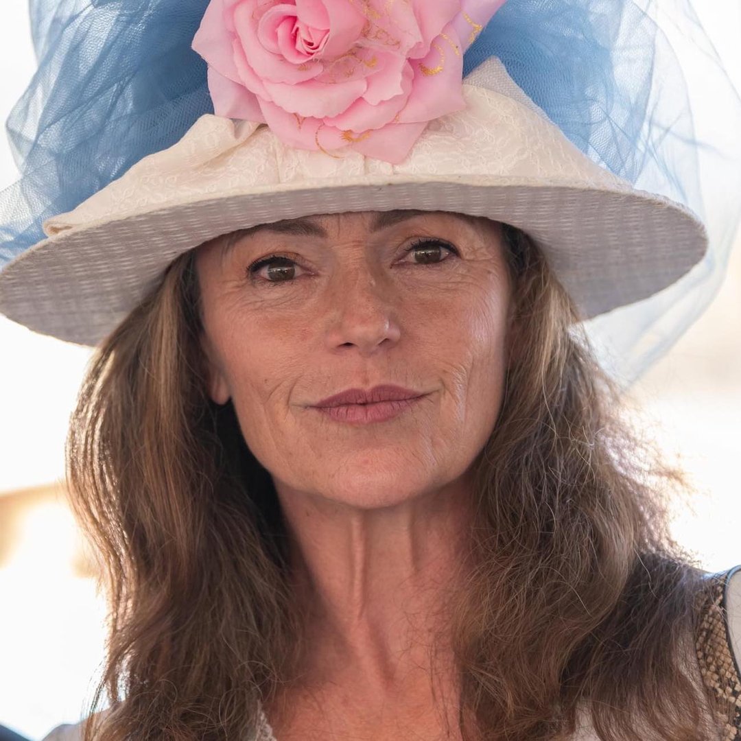 Clare Carey biografia: chi è, età, altezza, peso, figli, marito ...