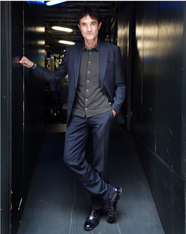 Giulio Base biografia: chi è, età, altezza, peso, figli, moglie ...