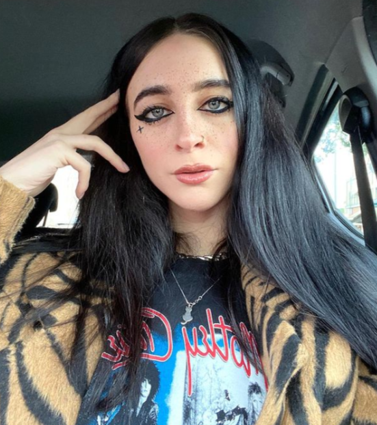 Sssinister (Matilda Morri) biografia: chi è, età, altezza, peso ...