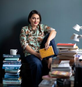 Angela Frenda biografia: chi è, età, altezza, peso, carriera, figli ...