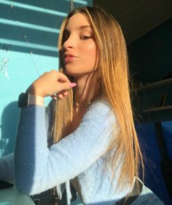 Aurora Morelli biografia: chi è, età, altezza, peso, tatuaggi ...