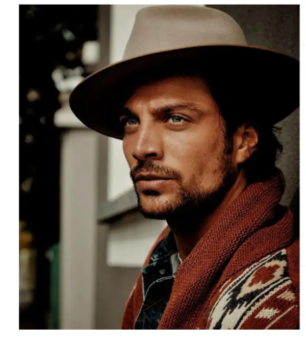 Simone Susinna biografia: chi è, età, altezza, peso, tatuaggi ...