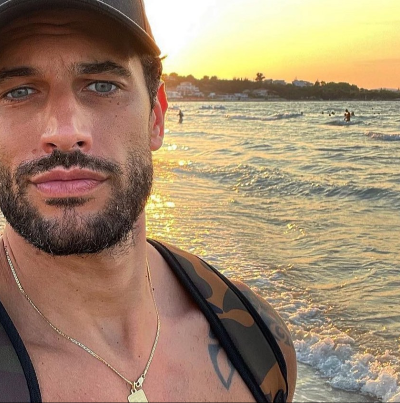 Andrea De Paoli biografia: chi è, età, altezza, peso, figli, moglie ...