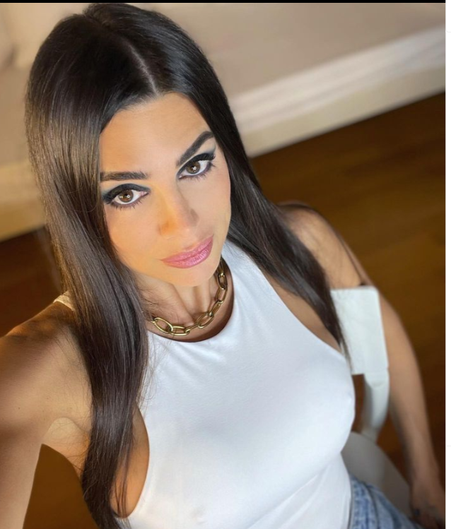 Elga Enardu biografia: chi è, età, altezza, peso, figli, marito ...