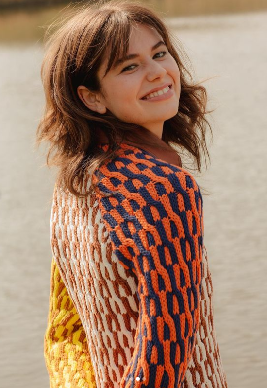 Alison Oliver biografia: chi è, età, altezza, peso, fidanzato, carriera ...