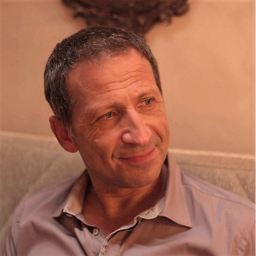 Daniele Marcheggiani biografia: chi è, età, altezza, peso, figli ...