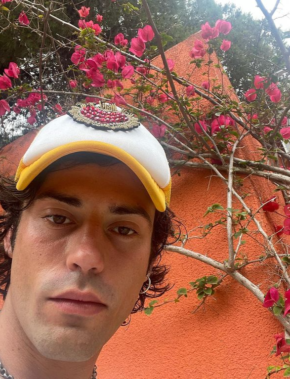 Aaron Altaras biografia: chi è, età, altezza, peso, fidanzata, genitori ...