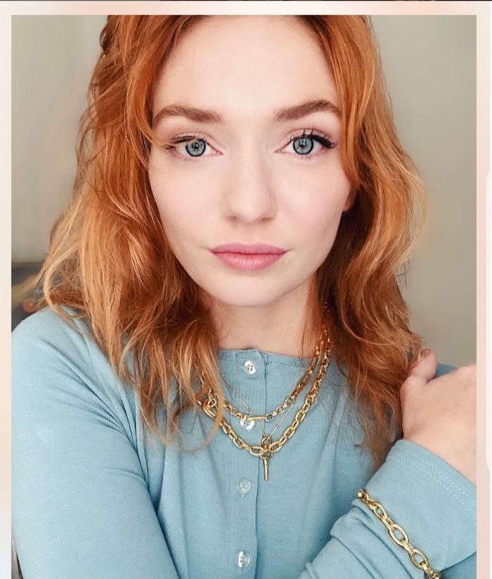 Eleanor Tomlinson biografia: chi è, età, altezza, peso, figli, marito ...