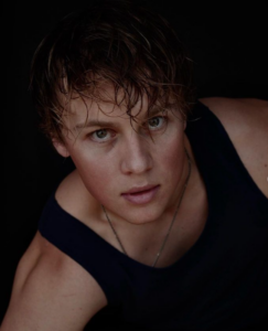 Josh Macqueen biografia: chi è, età, altezza, peso, fidanzata, carriera ...