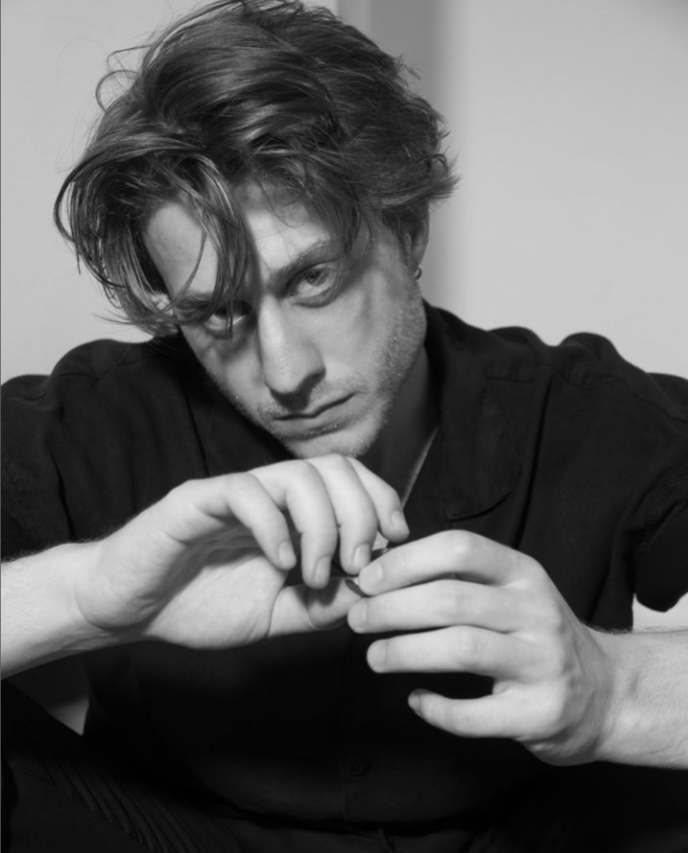 Michele Ragno biografia: chi è, età, altezza, peso, fidanzata, carriera ...