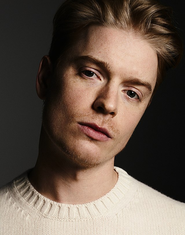 Freddie Fox biografia: chi è, età, altezza, peso, figli, moglie ...